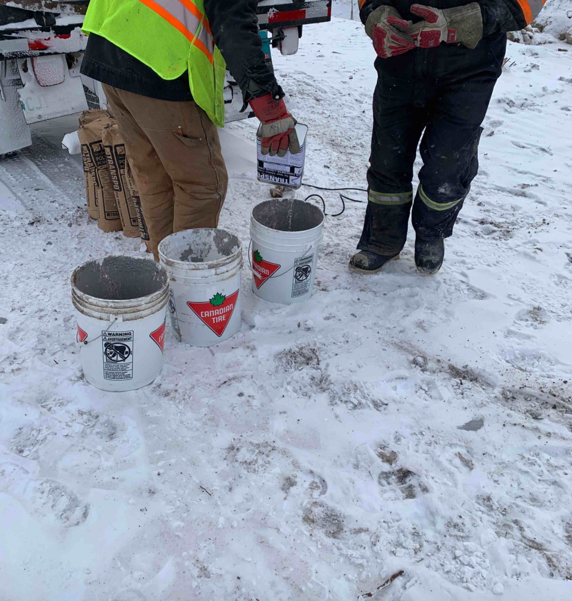 Polymer Concrete Patching T-17 | Transpo